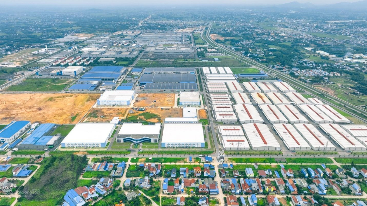 ĐẤT ĐỐI DIỆN KCN SamSung Thái Nguyên, chính chủ giá Cắt Lỗ , mua kinh ...