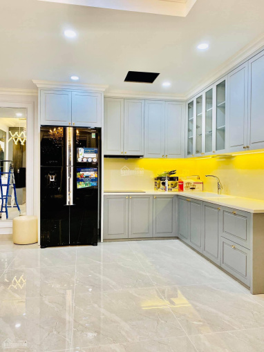 Cho thuê gấp CC Gold View - Q4, DT 86m2, 2PN, nhà mới đẹp, giá 13tr/th ...